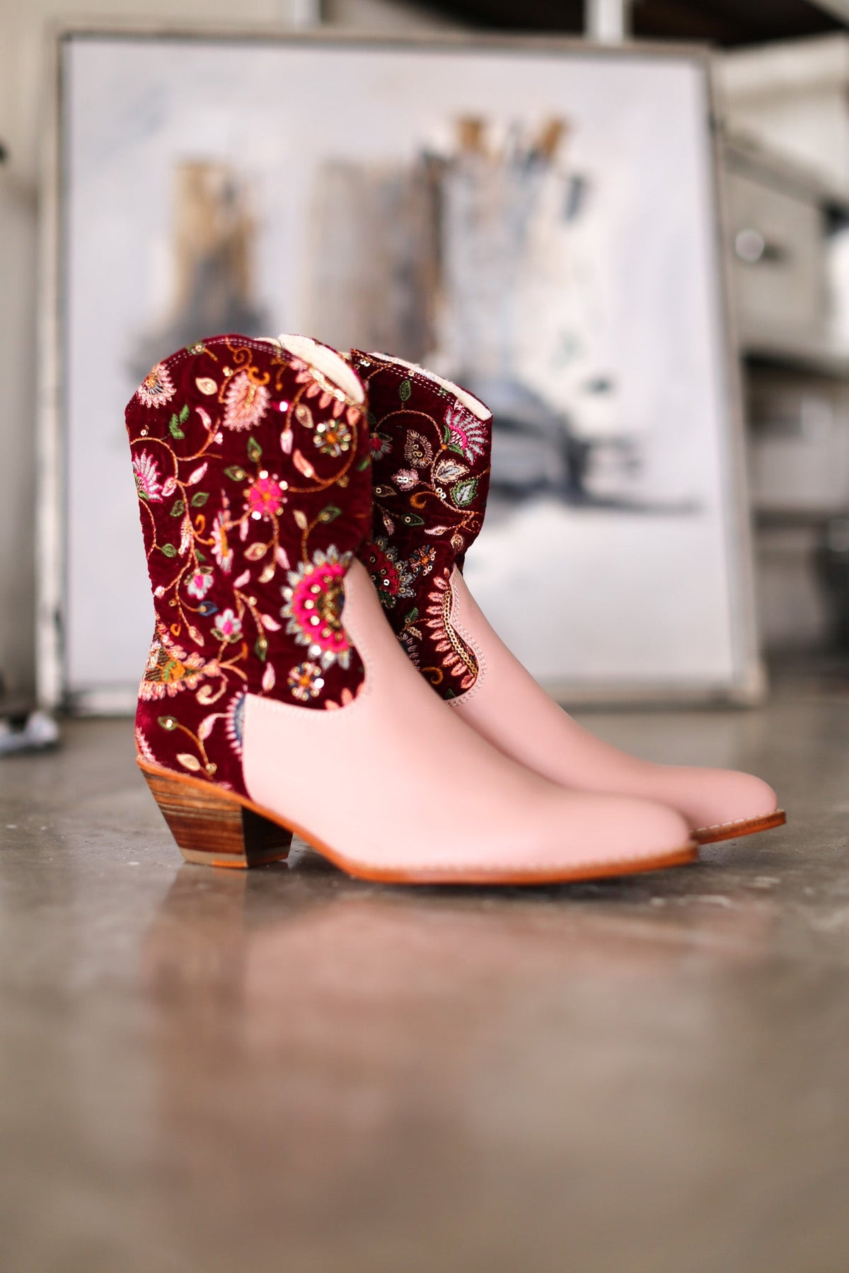 PINK EMBROIDERED VELVET BOOTS DAISY, hand made - MOMO NEW YORK
