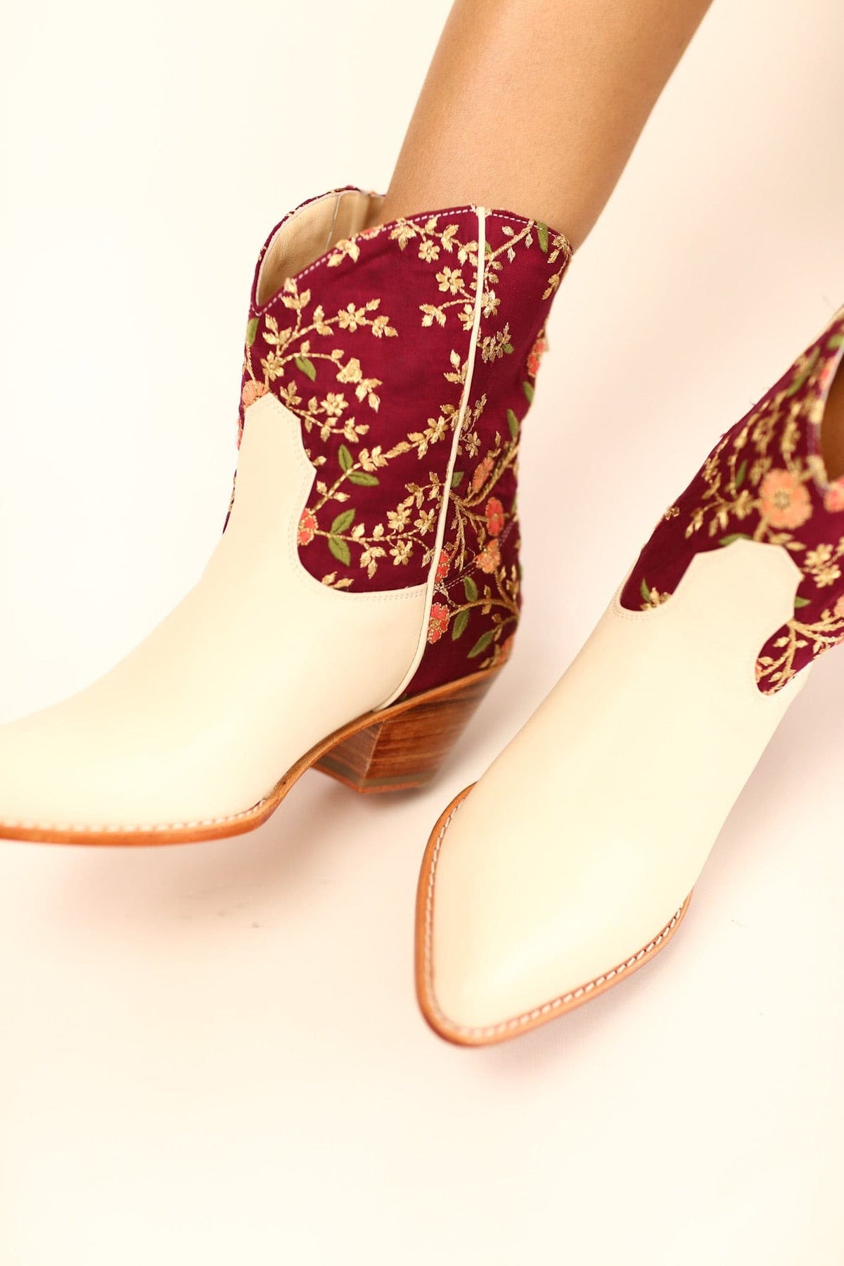 SILK EMBROIDERED SHORT BOOTS AIMEE, hand made - MOMO NEW YORK - s...