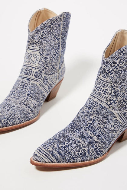 TILE MOSAIC INDIGO WESTERN BOOTS X ANTHROPOLOGIE, hand made - MOM...